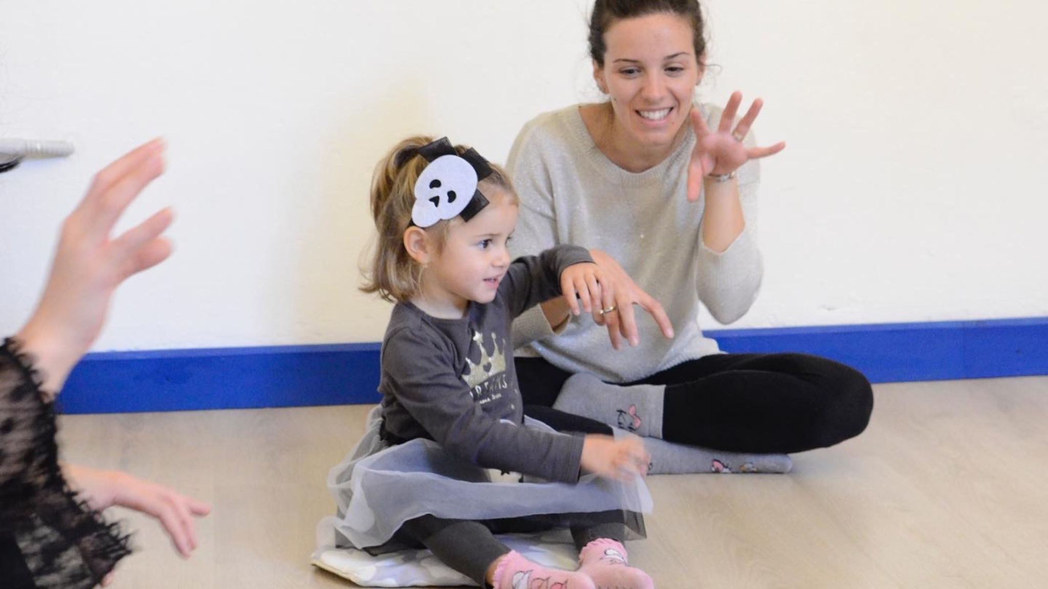 Drama, music & dance classes & birthday parties with Lucy Sparkles ...